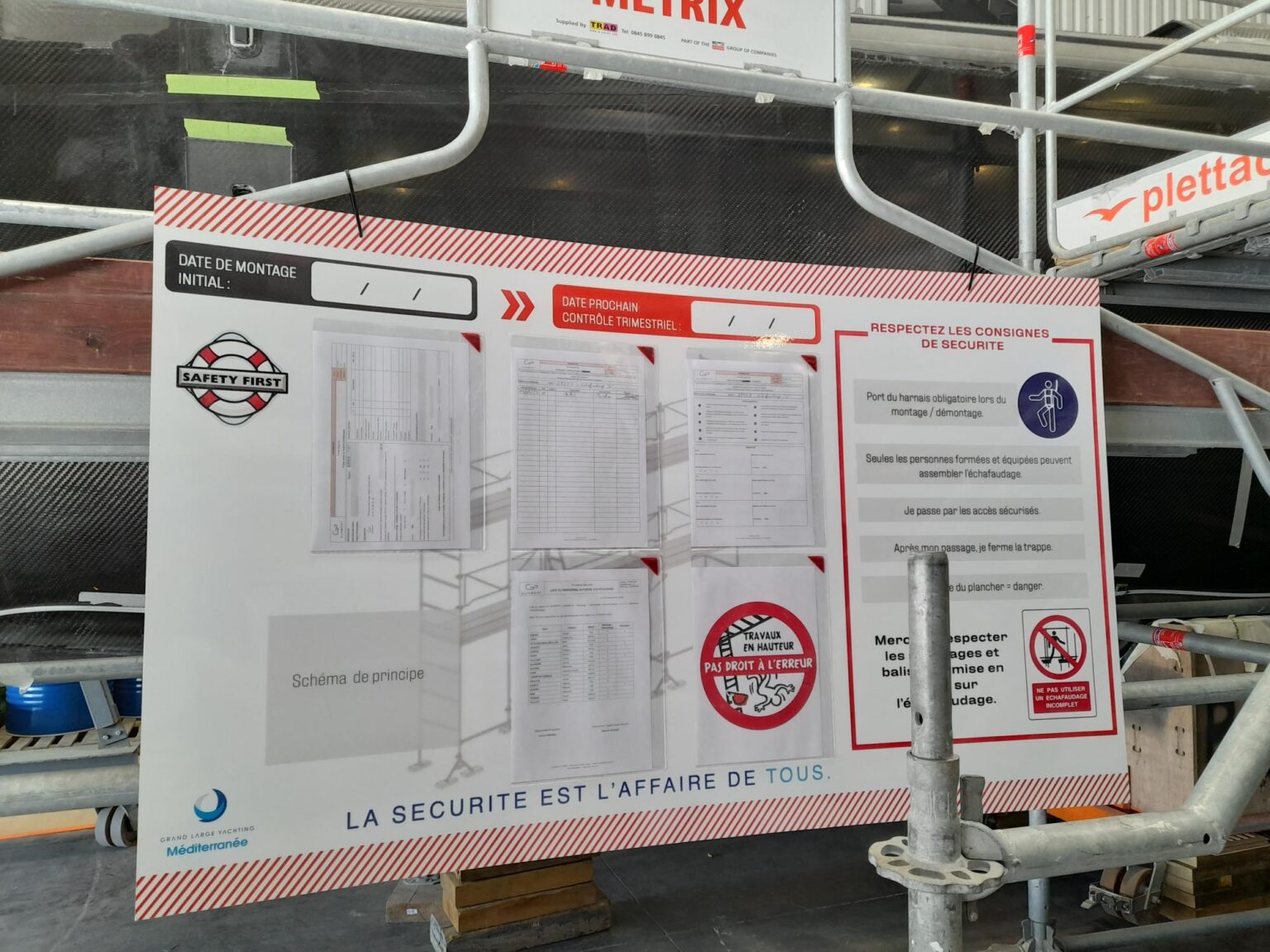 Panneau d'affichage entreprise | Com'Un Panneau